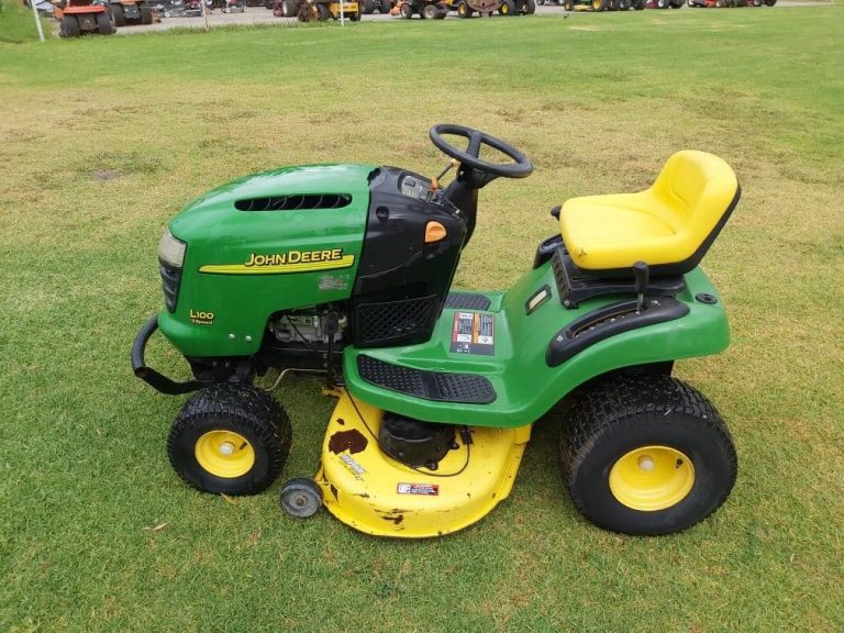 42" John Deere L100 Tractor Lawnmower (Used) | Greater West Outdoor ...